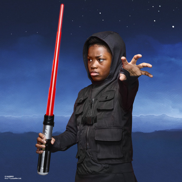 Sabre laser électronique - Dark Vador Star Wars Hasbro : King Jouet ...